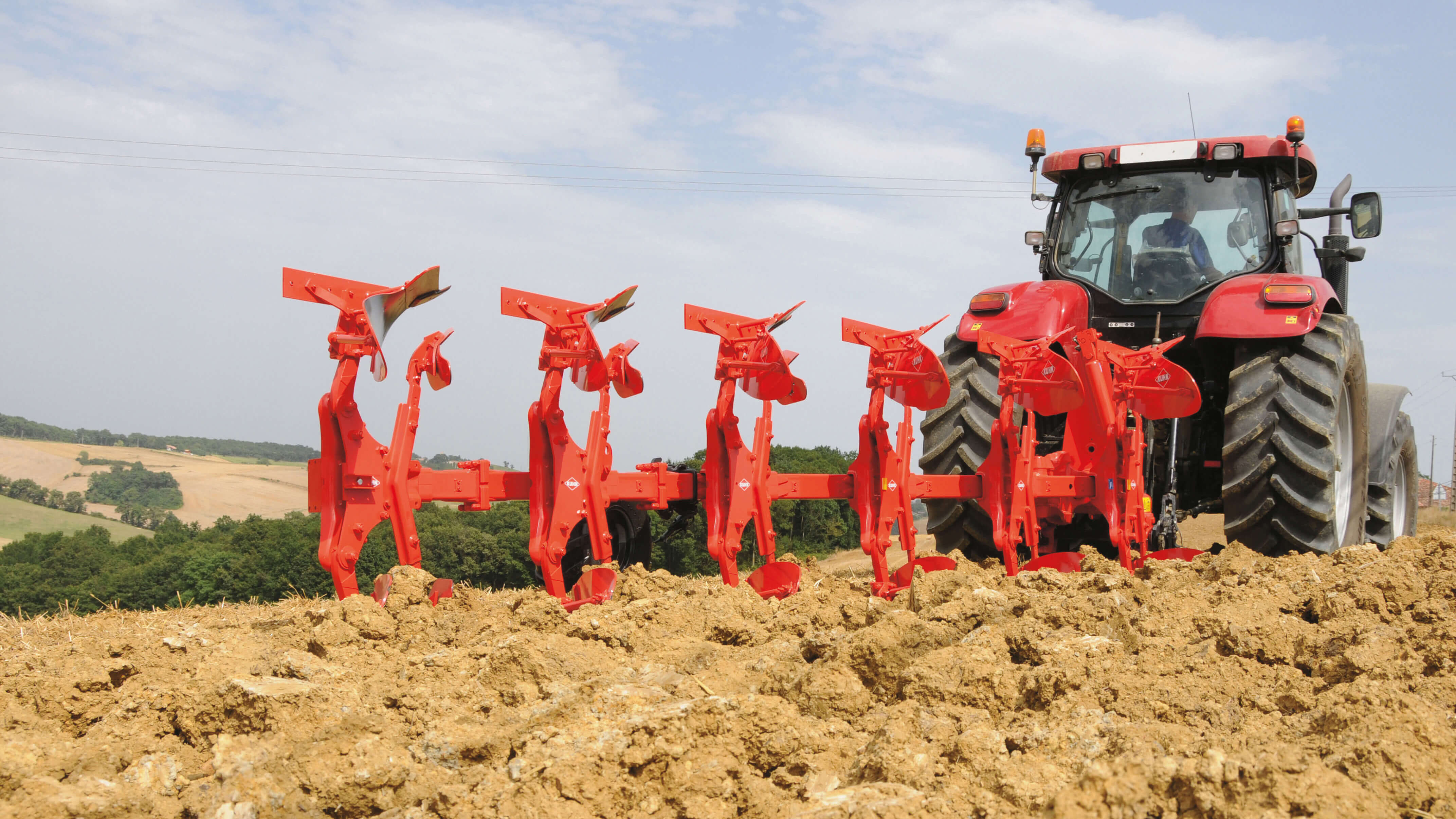 Mounted Rollover Plows | KUHN