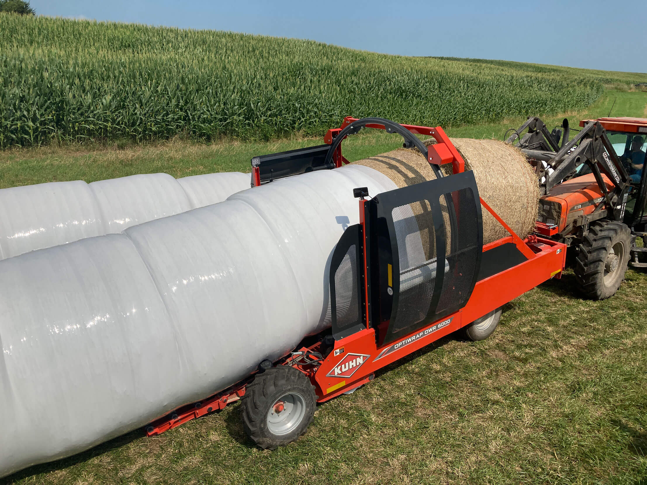 Inline Bale Wrappers | KUHN