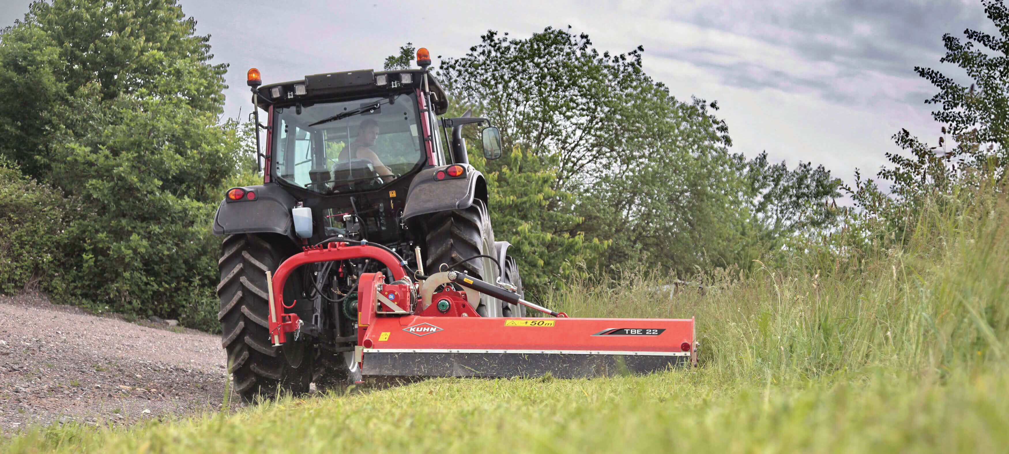 KUHN TBE 22 Offset Landscape Mower | KUHN